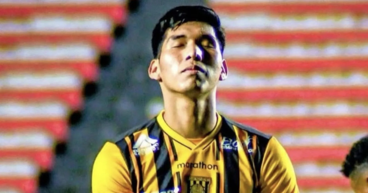 Jeyson Chura regresa a The Strongest tras su paso por Grecia